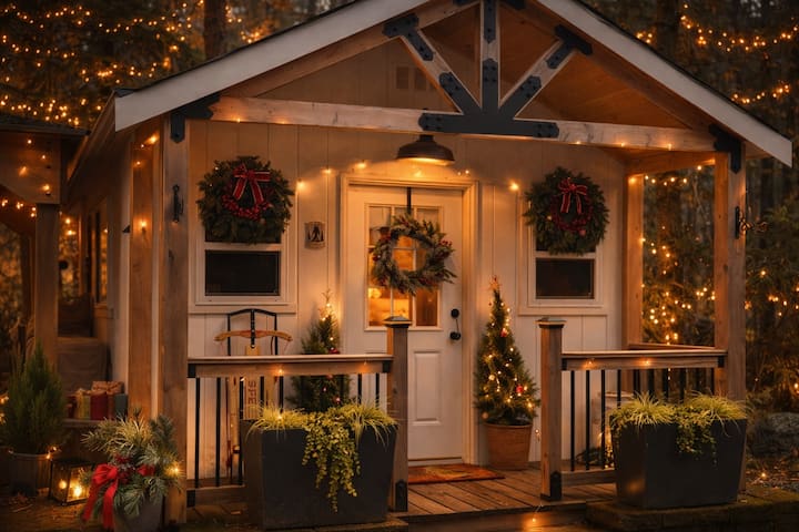 The Forest Estate Cabin - Big Lake, WA