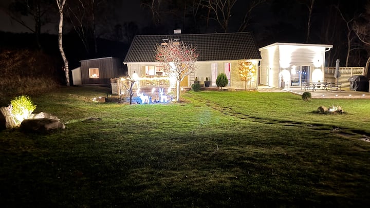 Strandnära Attefallshus Och/med Gästhus - Falkenberg