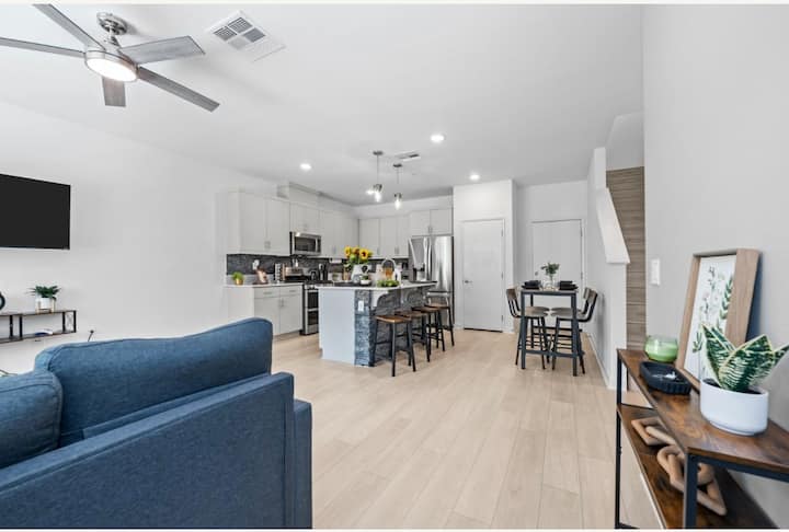 Rangpur Retreat - Fallbrook, CA