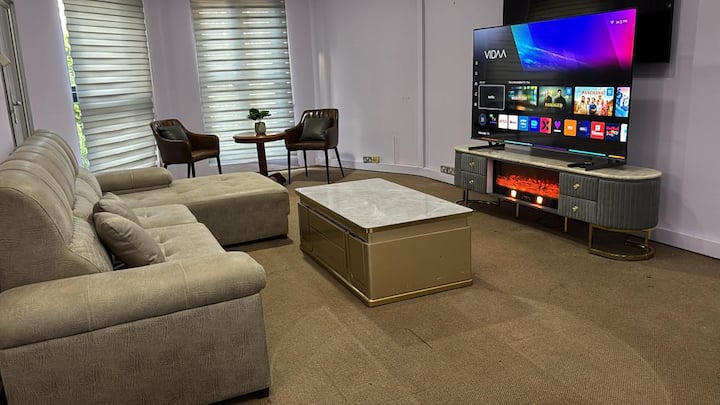 Executive 2-bed Apt | Jacuzzi, Pool, 24/7 Power - Lusaka
