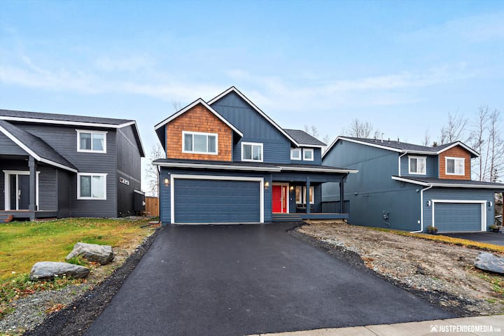 Le 2’s Sweet Home 12+sleeping 4 Beds 3,5 Baths - Anchorage, AK