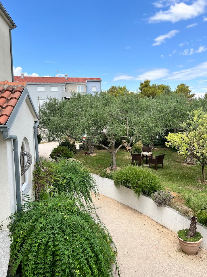 Villa Senija- Smještaj 2+2+1 - Biograd na Moru