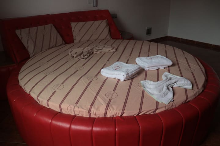 Suite Com Hidro - Pindamonhangaba