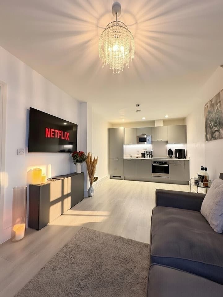 Milton Keynes Centre, 10 Min Walk To Cmk Station - Bedfordshire