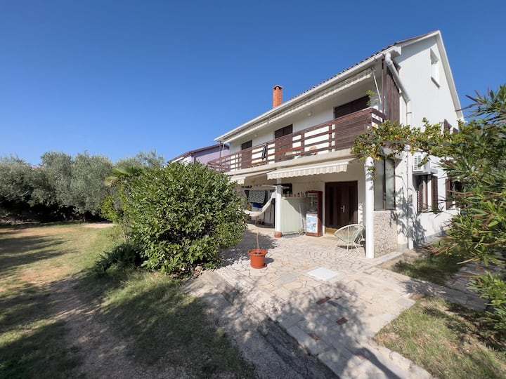 House Of Vintage Krk: Studio Apartment 2 / 29 M2 - Punat