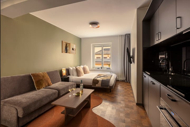 Homey Apartment For 6, Stockholm City Centre - Stockholm