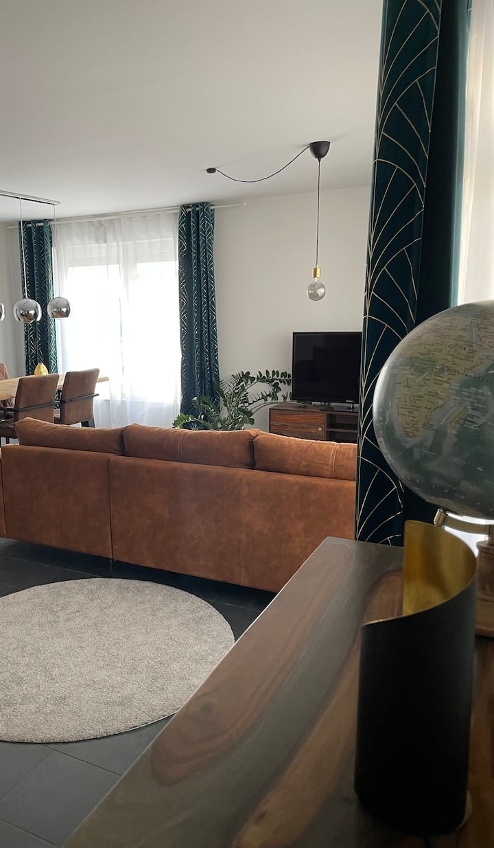 Mega Wohnung 2.0 - Bornheim