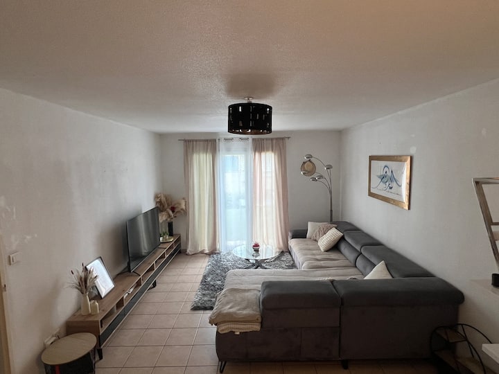 Joli Appartement Dans Résidence Avec Piscine - Montélimar