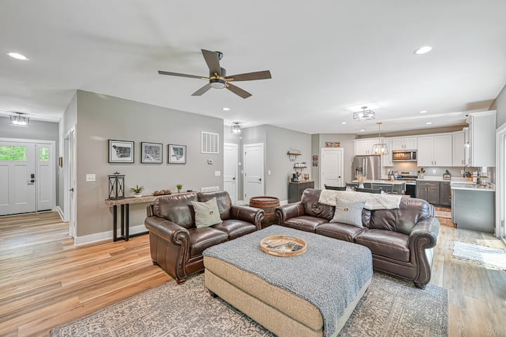 Tranquil 4br Craftsman Hideaway On 2 Wooded Acres - Lake Anna, VA