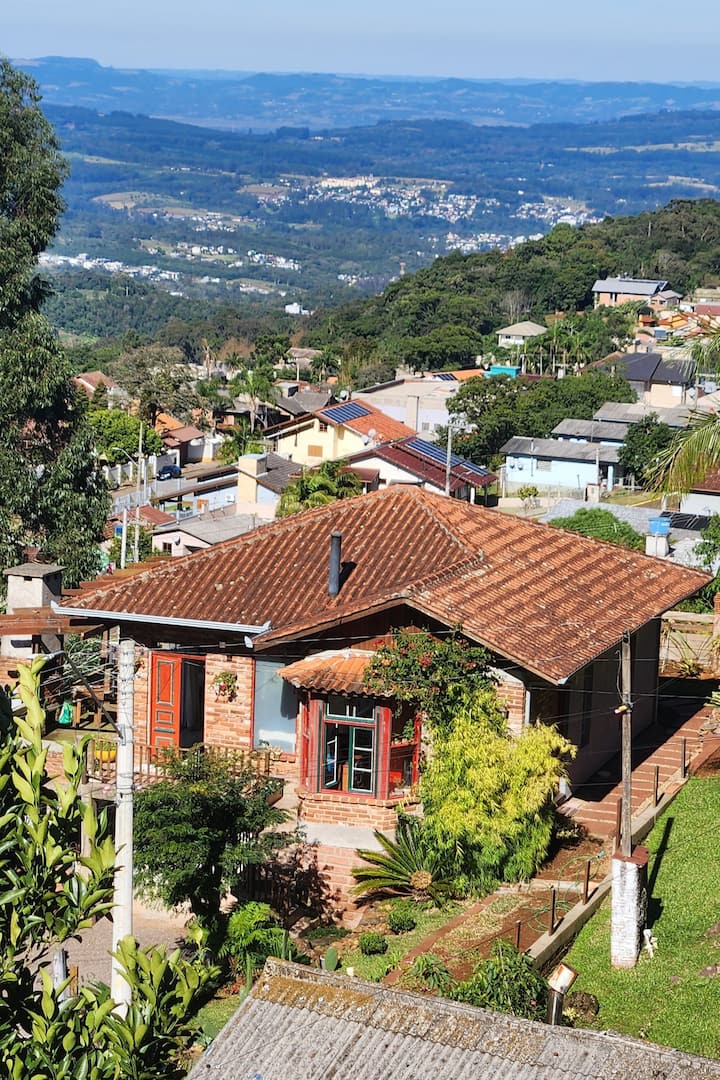 Casa No Morro - Dois Irmãos