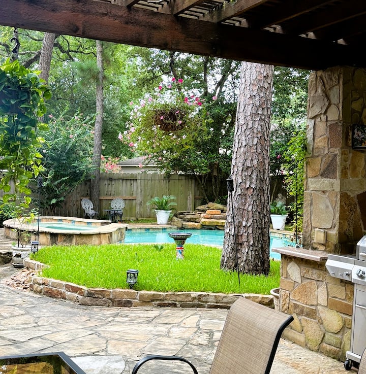 Peaceful Luxury Home In The Woodlands - The Woodlands, TX