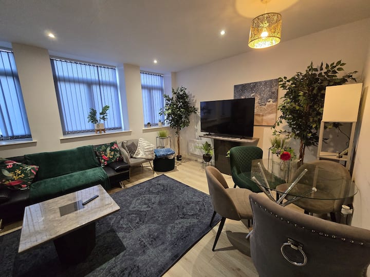 Cosy Family Apartment - Bradford