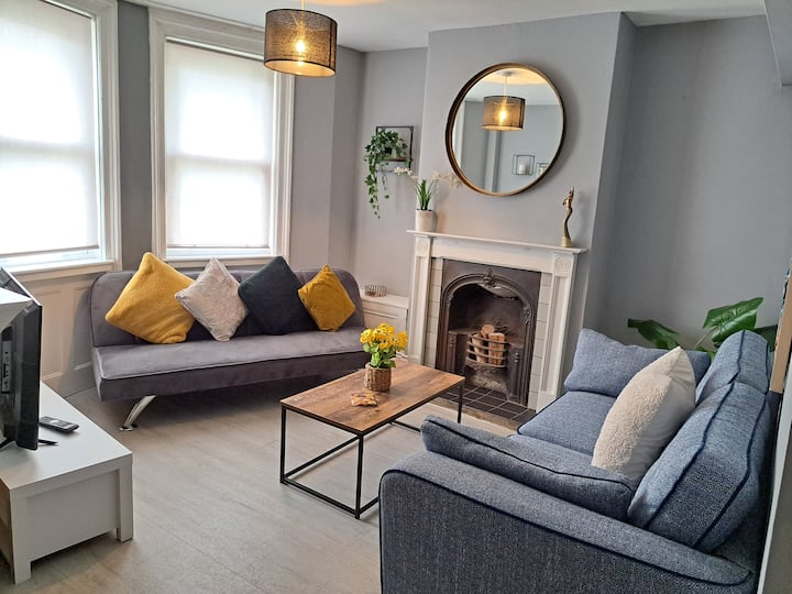 Cosy Station Escape - Brighton & Hove