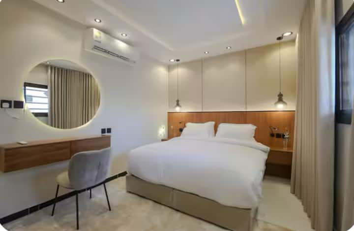 شقه غرفة و صالة بالقرب من برج المملكة A9 - Riyadh