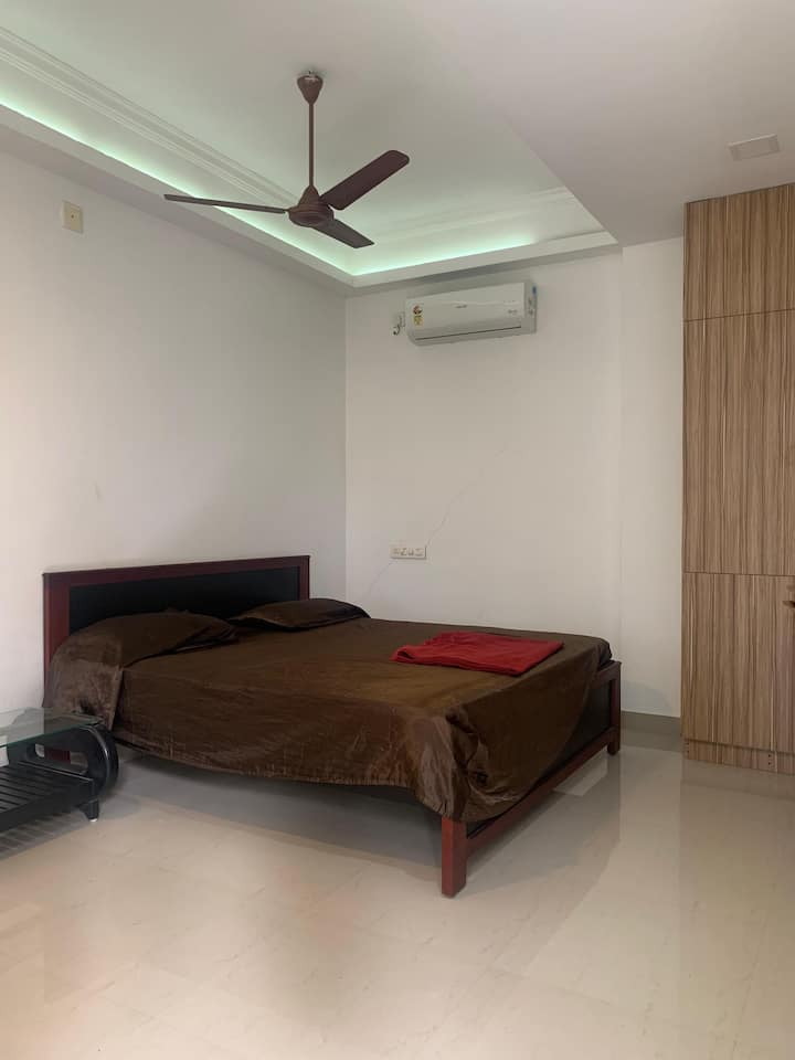 Suryakaladi Guest House - Kottayam