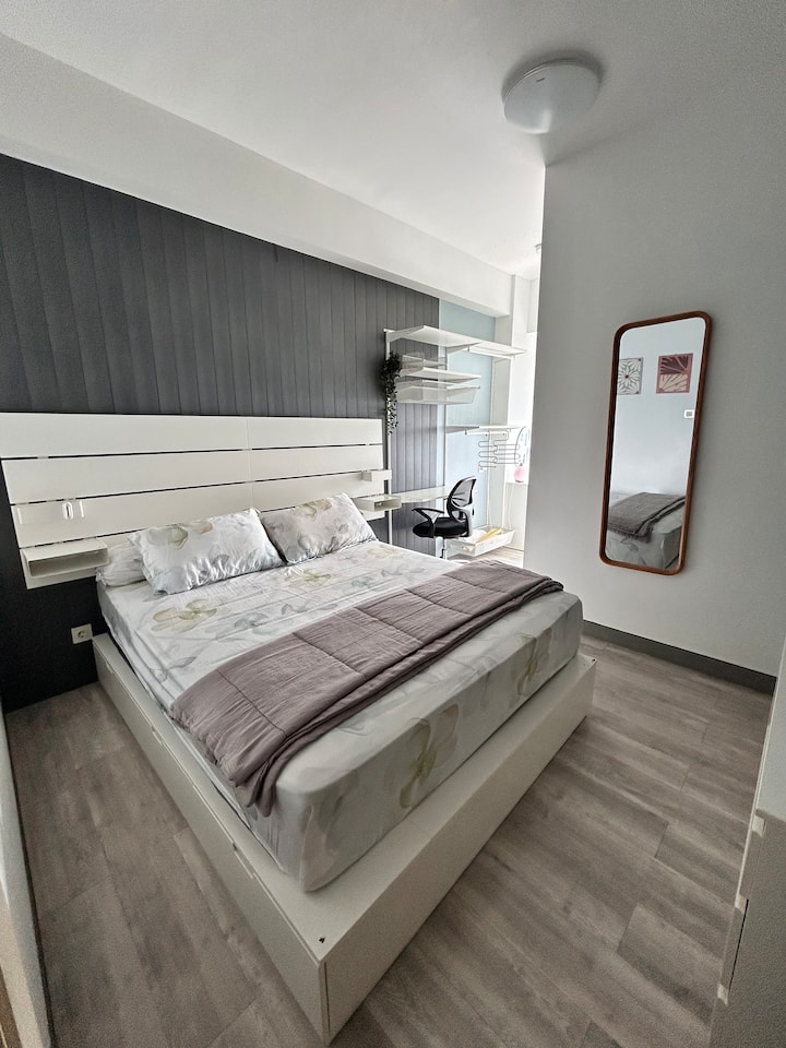 Modern Nordic 2-bed Retreat - Surabaya