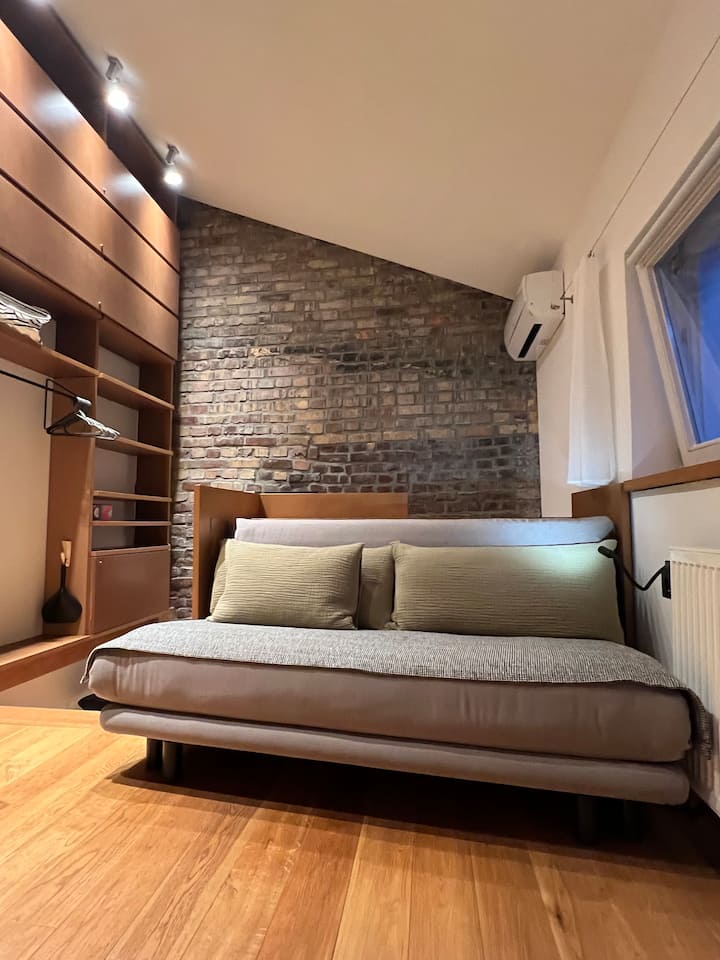 Zons22 | The Tinyspace Kölndüsseldorf - Dormagen