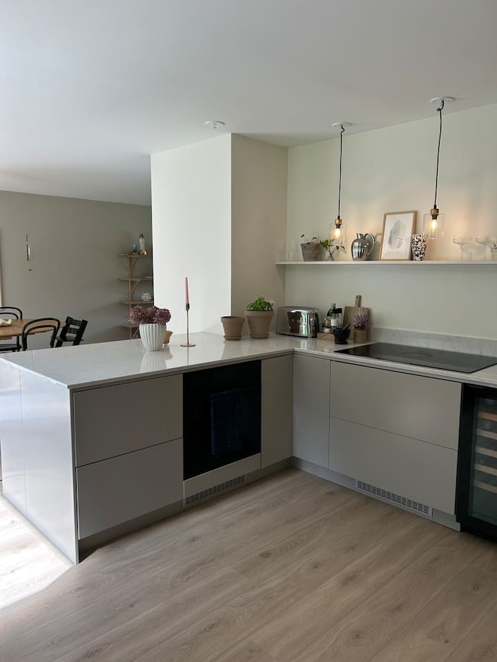 Barnvänligt Hus I Mysigt Område - Jönköping