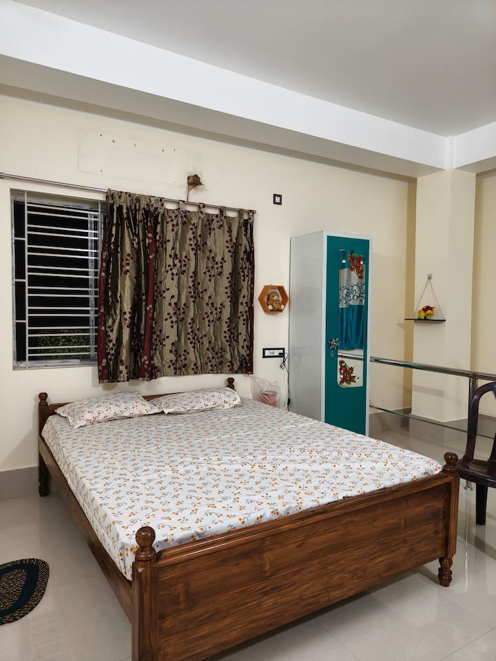 Urban Cozy Escape | City View | 4th Floor | Lift - Agartala