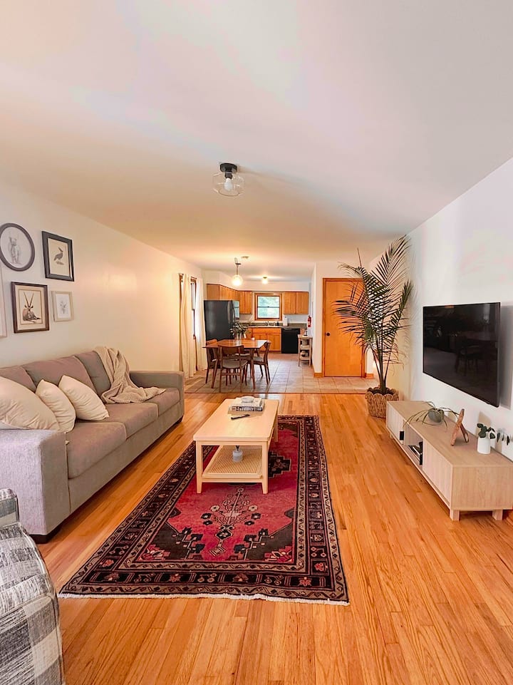 Modern 2br • 7min To Osu Stadium, Near Short North - Columbus Zoo and Aquarium, Powell