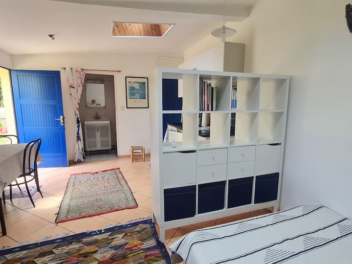 Hébergement
Studio Au Fond D'un Jardin Très Calme. - Talence