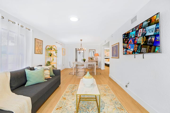 3br Retreat W/ Pool + Fenced Yard | Near Wynwood - Miami