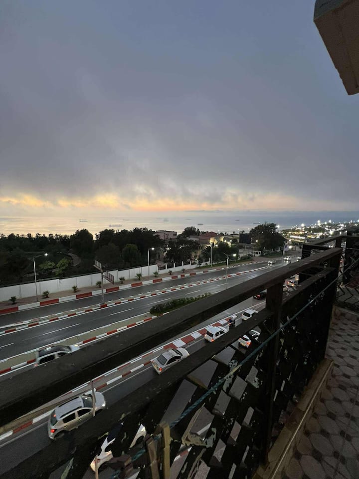 Apparemment F3 Vue Mer à Oran - Oran