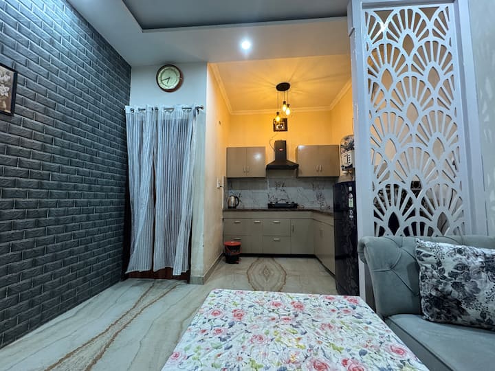 Entire 1bhk Flat - Sahibzada Ajit Singh Nagar