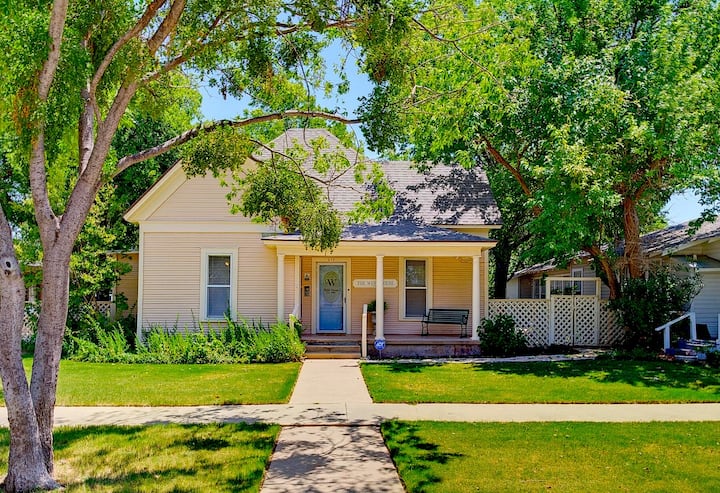 The Webb House (Downtown & Historical, Sleeps 6) - Abilene, TX