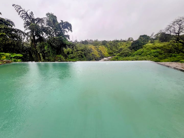 The Airooz Mansion A Luxury Edition By Mehmanghar - Lonavla