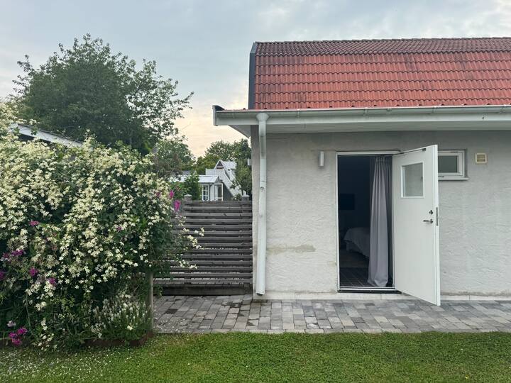 Gårdshus/lägenhet Med Uteplats - 고틀란드 주