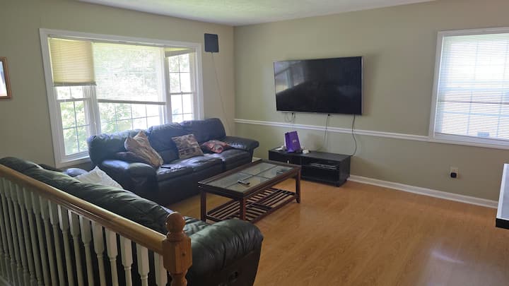 Lovely Home Few Mins For Airport - Fairburn, GA