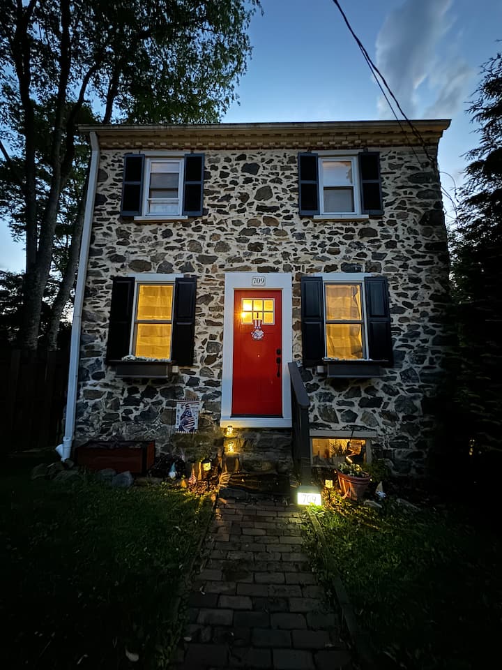 Historic Home - Walk To Town - West Chester, PA