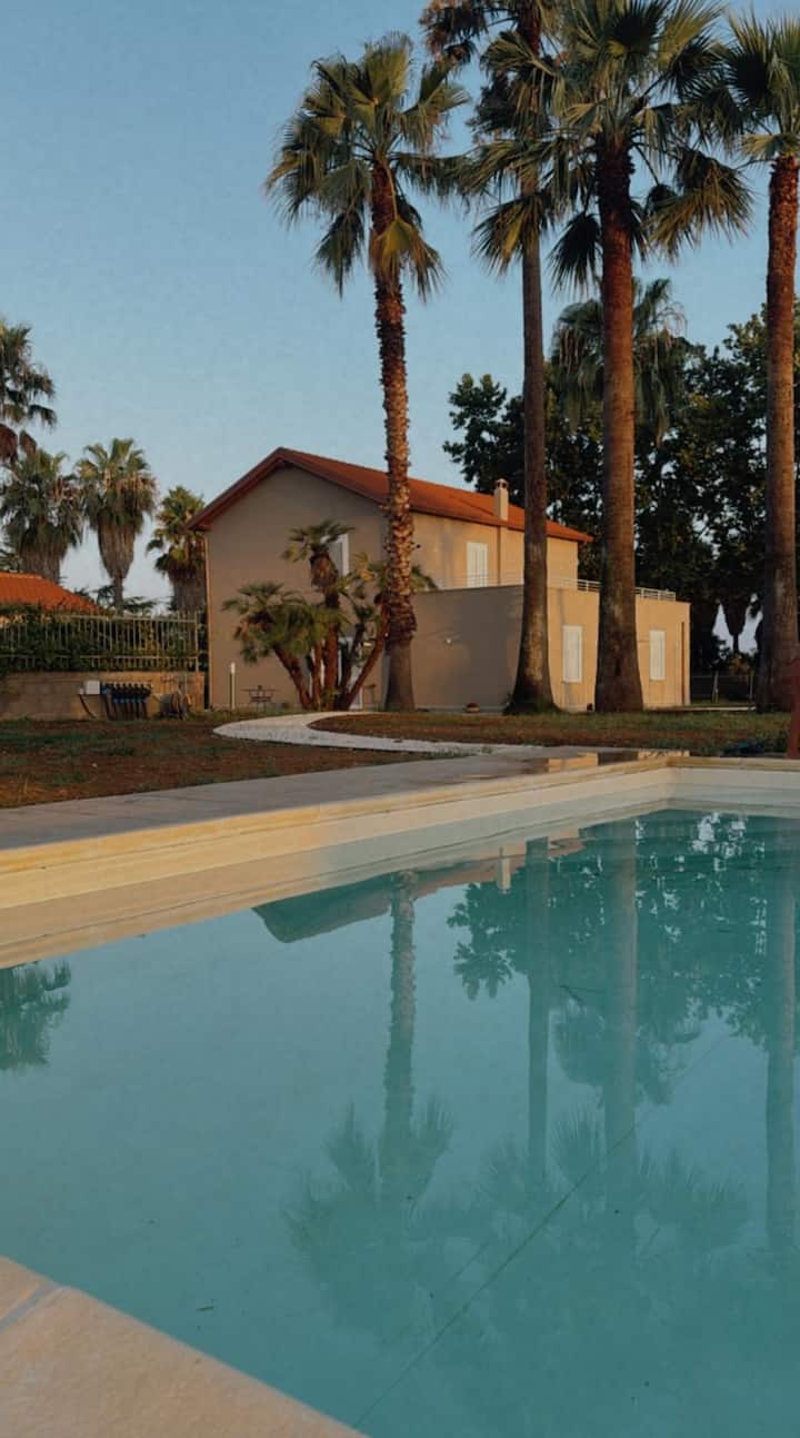 Appartamento In Villa - Latina