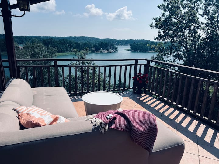 Skärgårdsparadis Med Sjötomt Och Magisk Utsikt - Nynäshamn