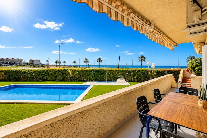 Cunit: Piscina Y Vistas Al Mar, Ideal Familias - Cunit