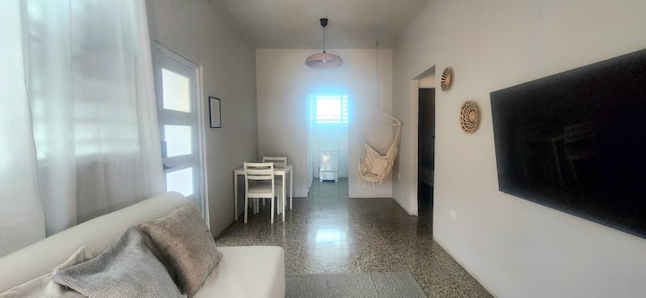 1 Bed, Balcony, Office Space - Beach, Food, Shops - San Juan