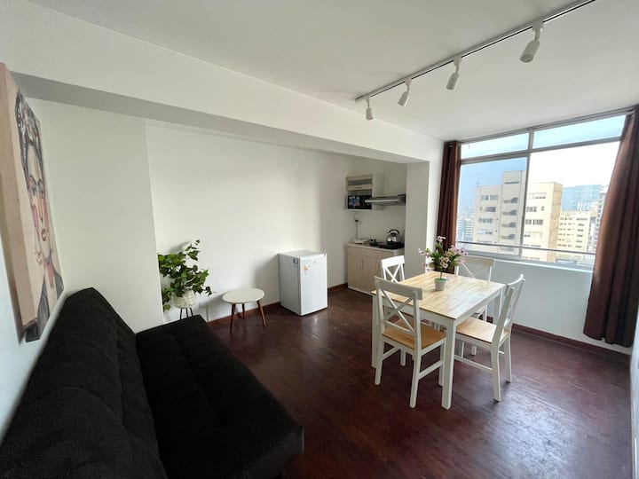 Lindo Airbnb En El Centro De Miraflores - Lima