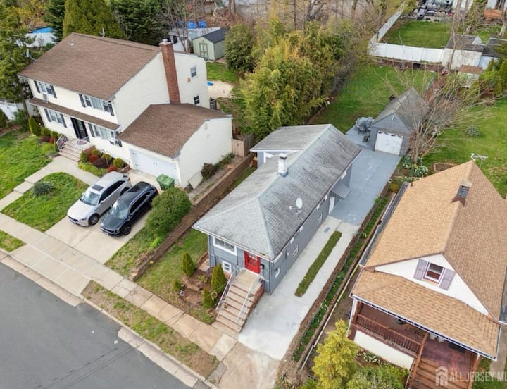 Beautiful Safe House In Edisonj - Highland Park