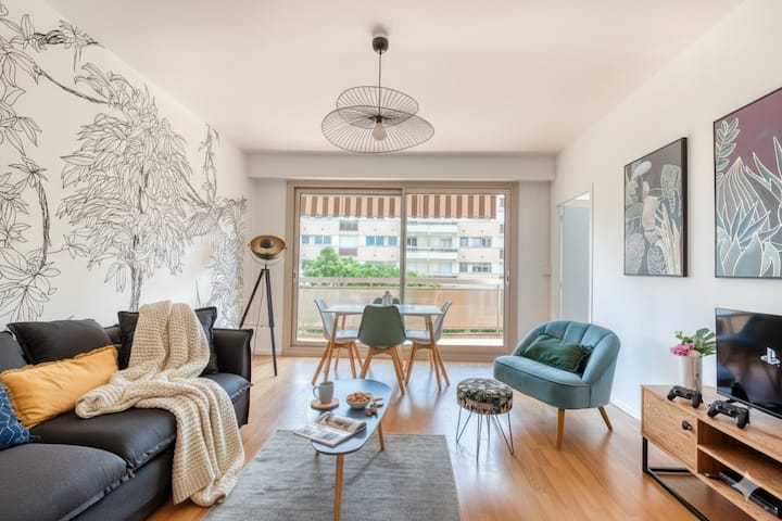 Ps4, Parking, Famille, Groupe, 100m2 - Le 8ème Art - Angers