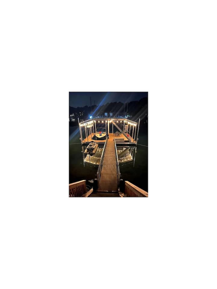 Rare Easy Access Luxury Floating Dock - Buford