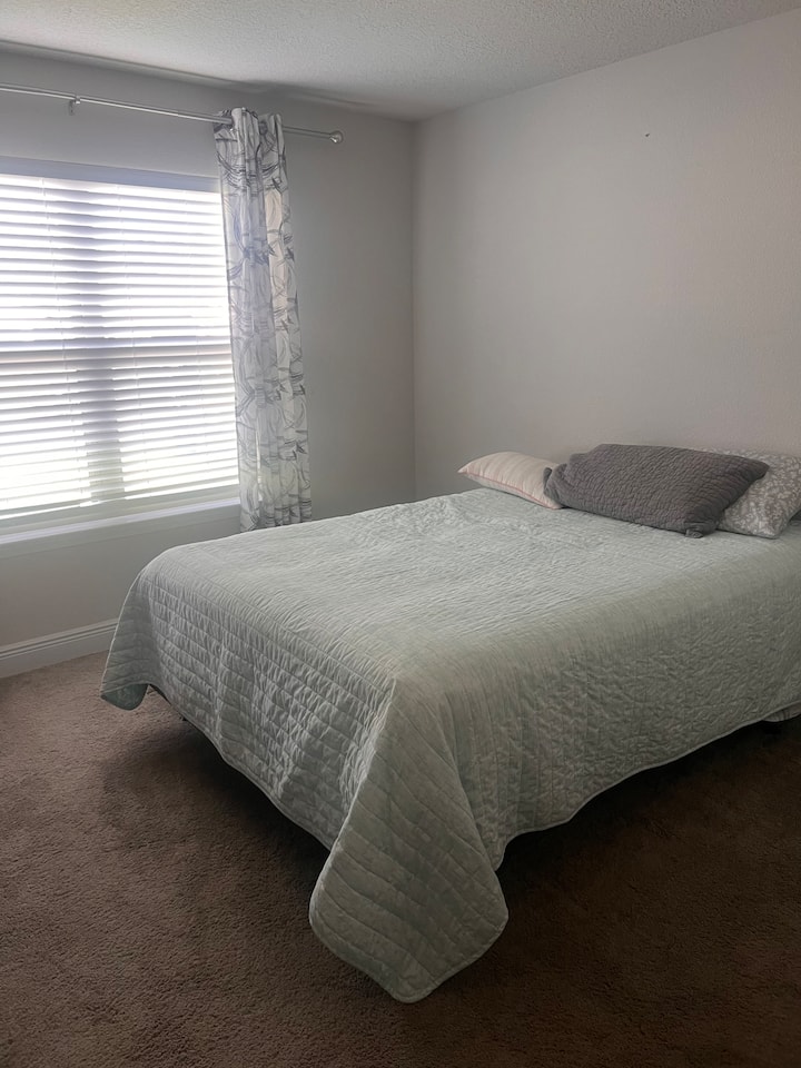 Room In Crestview Fl, 1 Bedroom - Crestview, FL