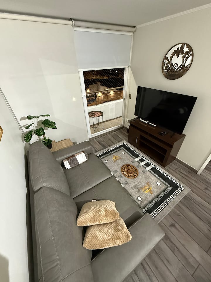 Depto.2d 2b Con Est. Todo Cerca Metro A Pasos. - Santiago, Chile