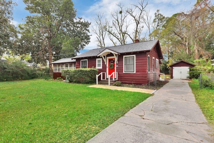 Entire Home In Murray Hill With Gym And Fire Pit - Jacksonville, FL