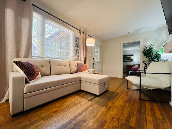 Charming Rivertown Cottage Retreat - Columbus, GA