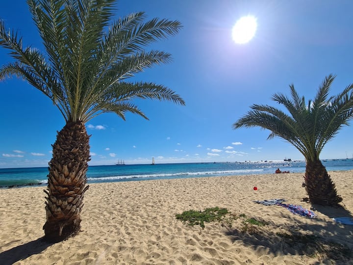 Los Cristianos 2 Bdr, 5 Min Walk To The Beach - Tenerife