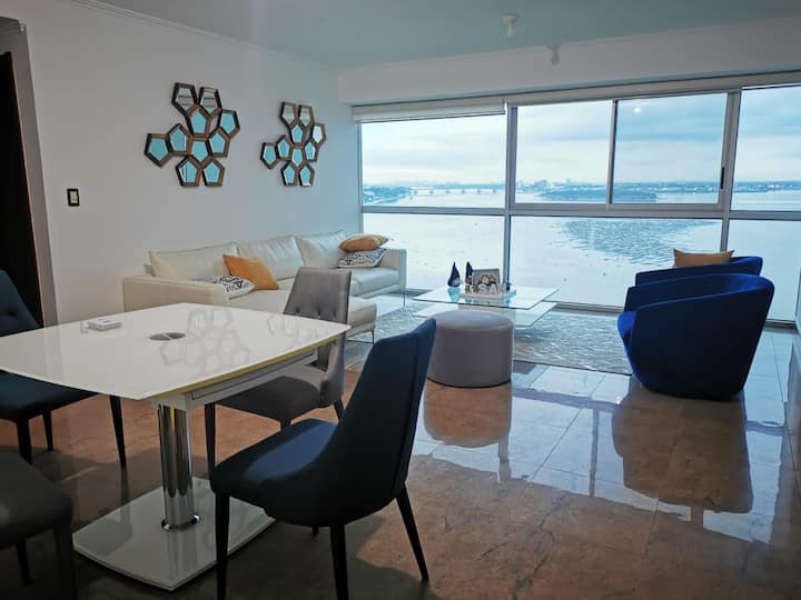 Puerto Santa Ana - Serene River - Guayas