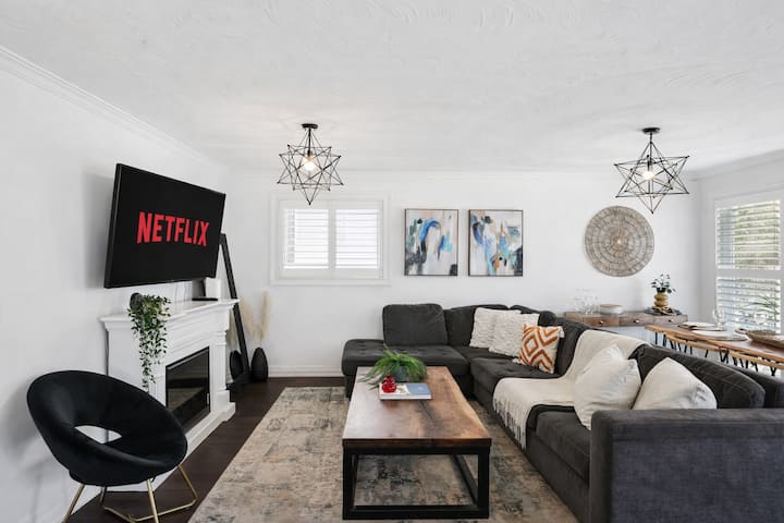 10 Min Yyz | Highway Access | Parking - Brampton