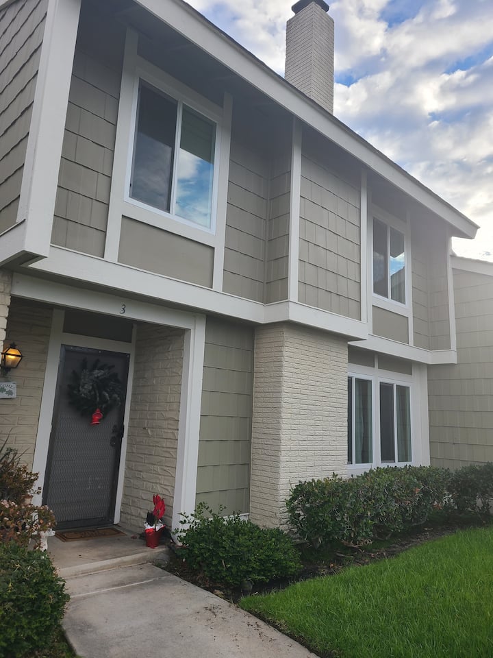 Relaxing Room - Irvine, CA