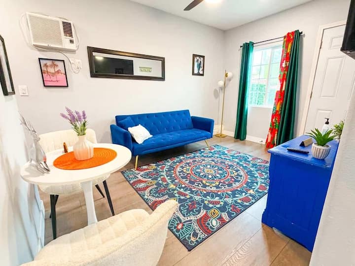 Delightful Living Area By Strip - Las Vegas, NV